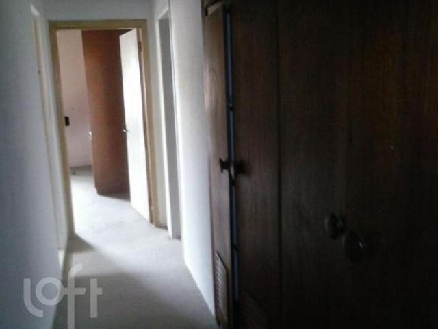 Casa à venda em Partenon com 200 m², 4 quartos, 1 suíte, 2 vagas