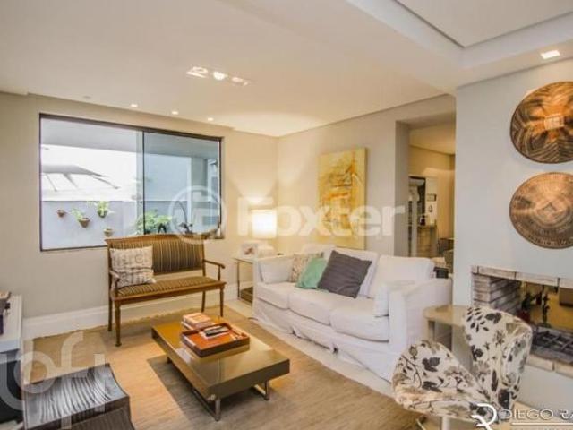 Casa à venda em Passo D&apos areia com 266 m², 3 quartos, 1 suíte, 3 vagas