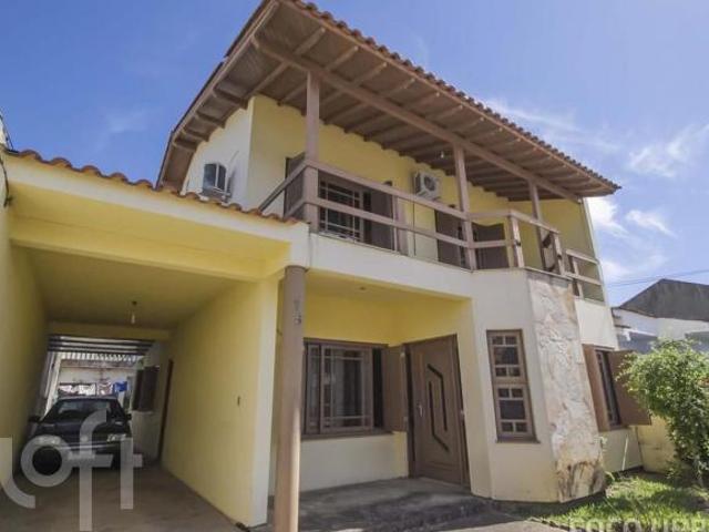 Casa à venda em Passo das Pedras com 600 m², 6 quartos, 1 suíte, 4 vagas