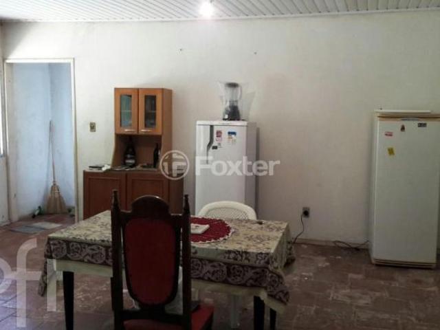Casa à venda em Passo das Pedras com 70 m², 2 quartos, 4 vagas