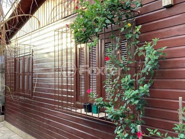 Casa à venda em Passo das Pedras com 90 m², 2 quartos, 3 vagas