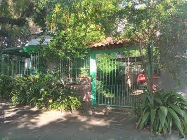 Casa à venda em Petrópolis