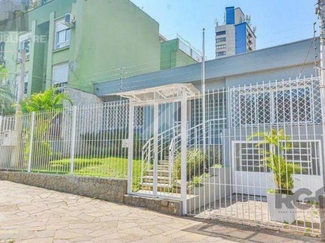 Casa à venda em Petrópolis