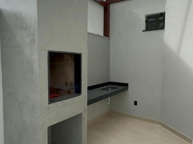 Casa à Venda em Pedro Leopoldo – 3 Quartos com Suíte e Área Gourmet – 130m² em Terreno de 225m²