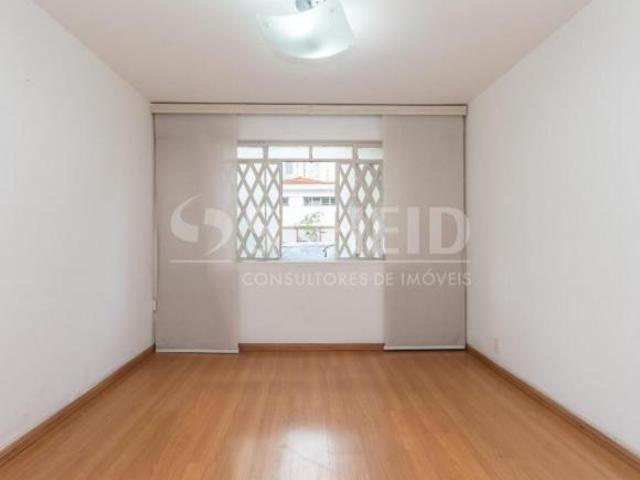 Casa á Venda em Perdizes com 140m², 2 quartos, 2 vagas