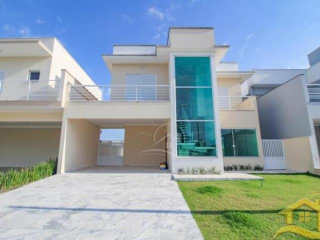 Casa à venda em Peruíbe