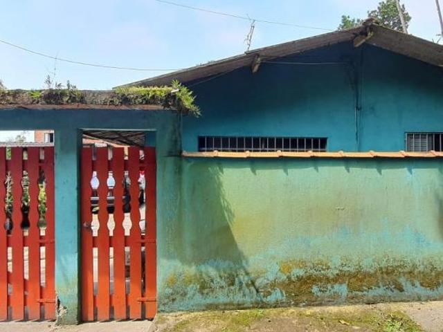 CASA A VENDA EM PERUÍBE