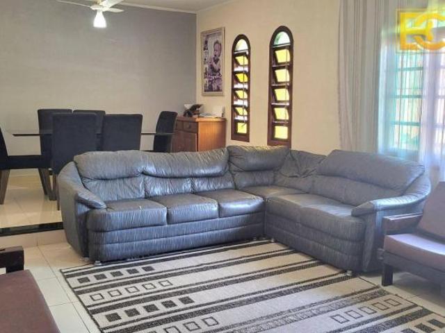 Casa a venda em Peruíbe excelente localização Peruíbe/SP