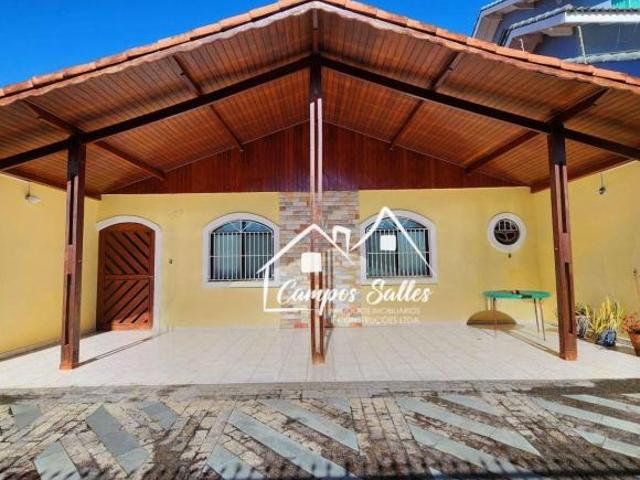 Casa à venda em Peruíbe SP