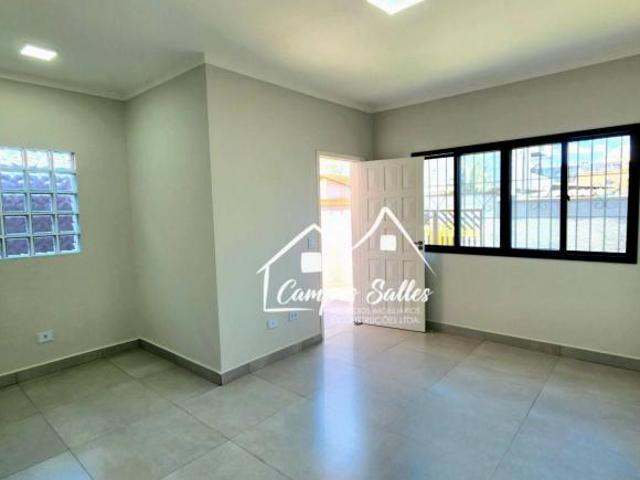 Casa à venda em Peruíbe SP