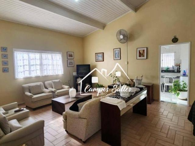 Casa à Venda em Peruíbe SP