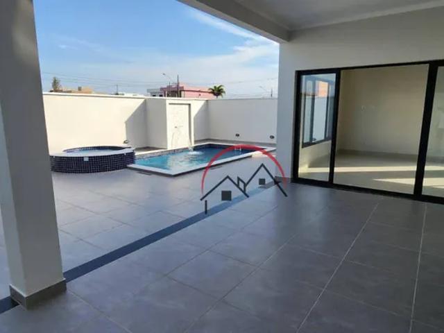 Casa à venda em Peruíbe SP