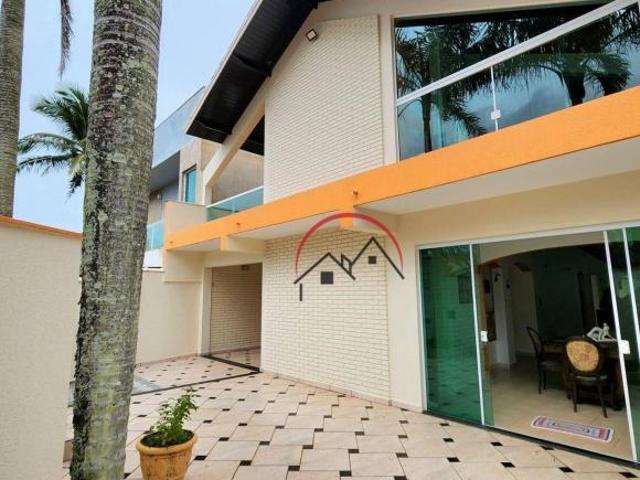 Casa à venda em Peruíbe SP