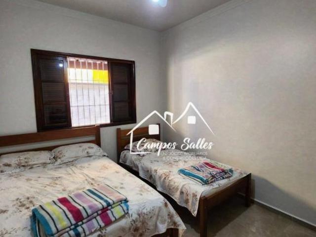 Casa à venda em Peruíbe SP