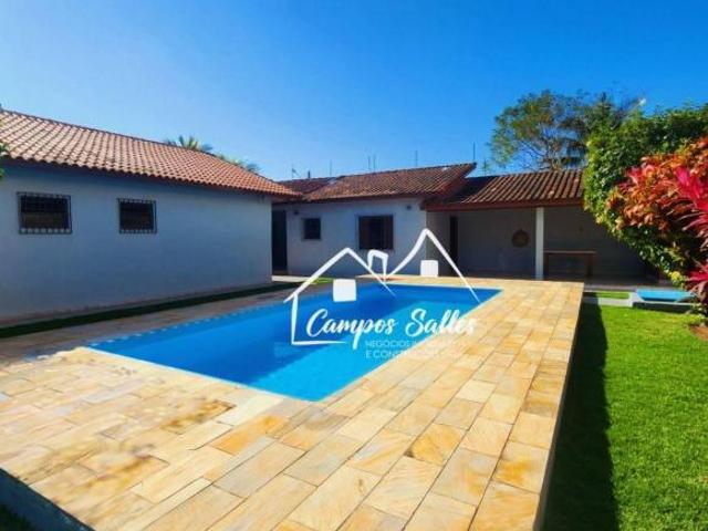 Casa à Venda em Peruíbe SP
