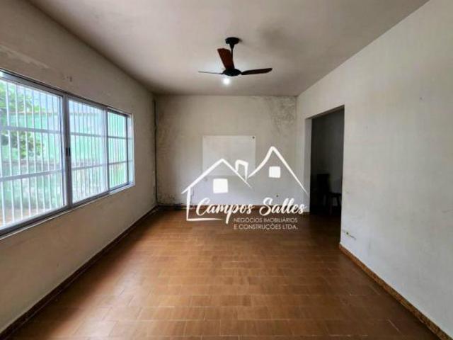 Casa à venda em Peruíbe/SP