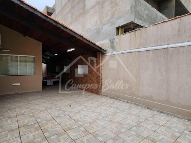 Casa à venda em Peruíbe/SP