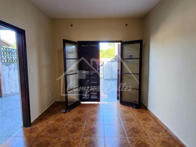 Casa à venda em Peruíbe/SP