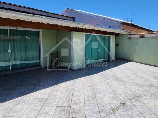Casa à venda em Peruíbe/SP