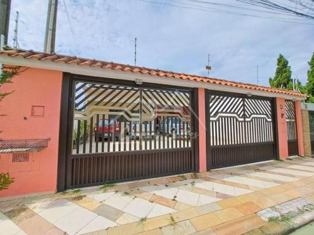 Casa à venda em Peruíbe/SP