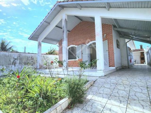 Casa à venda em Peruíbe/SP