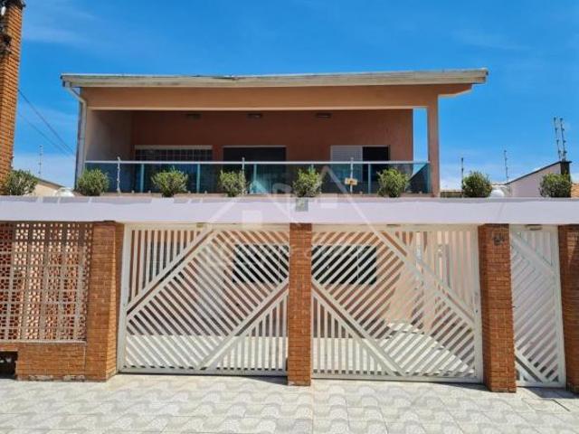 Casa à venda em Peruíbe/SP