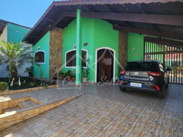 Casa à venda em Peruíbe/SP