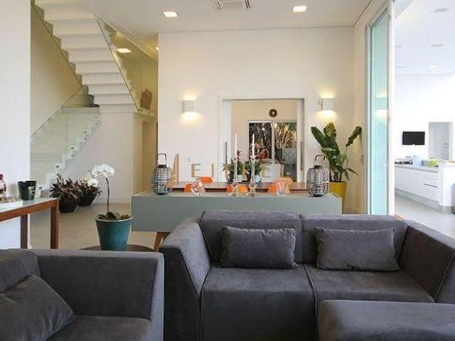 Casa à venda em Piedade, Condomínio Jardim da Represa, com 4 quartos, com 1000 m²