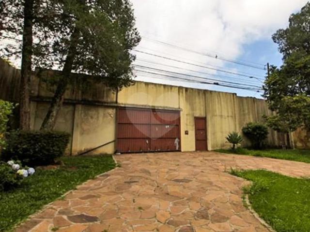Casa à venda em Pilarzinho, 2600 m², Curitiba
