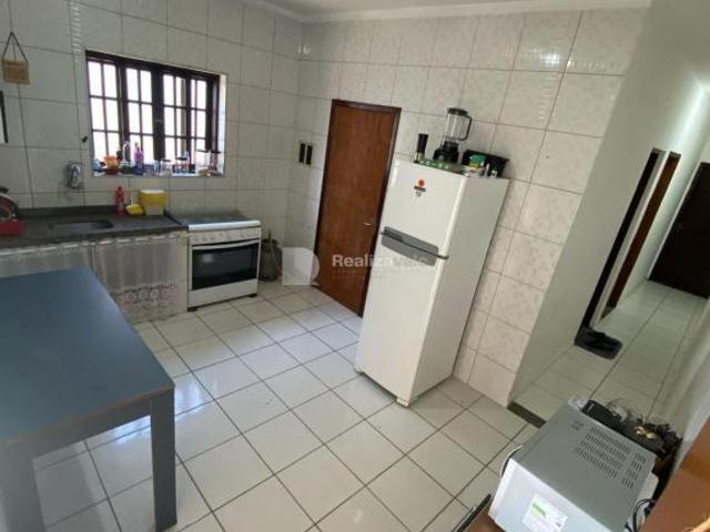 Casa à venda em Pindamonhangaba, Jardim Princesa, com 3 quartos, com 131.1 m²