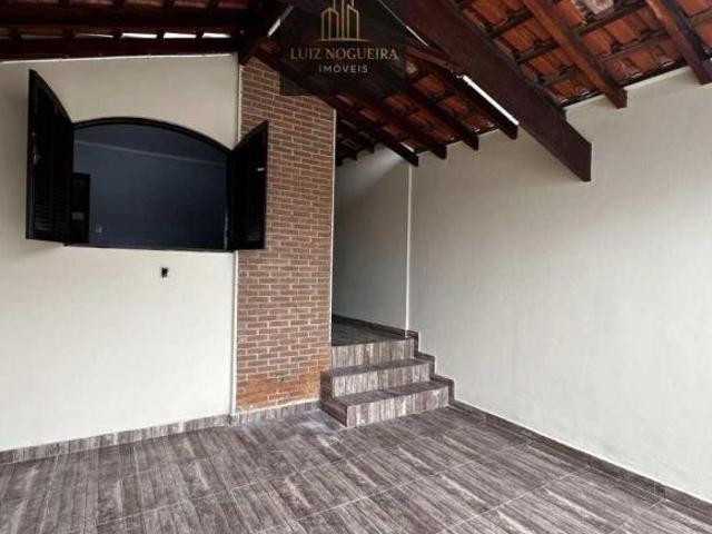 Casa à venda em Pindamonhangaba, Vila Rica, com 2 quartos, 104m²