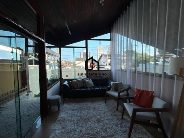 Casa à venda em Pindamonhangaba