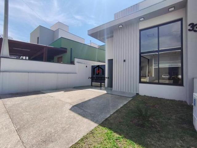 Casa à venda em Pindamonhangaba