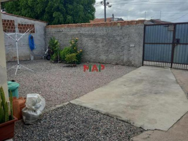 CASA A VENDA EM PINHAIS