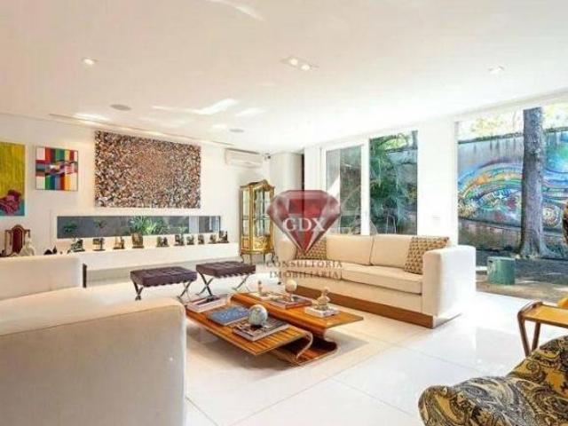 Casa a venda em Pinheiros