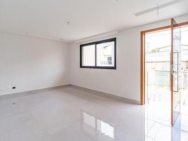 Casa à venda em Pinheirinho