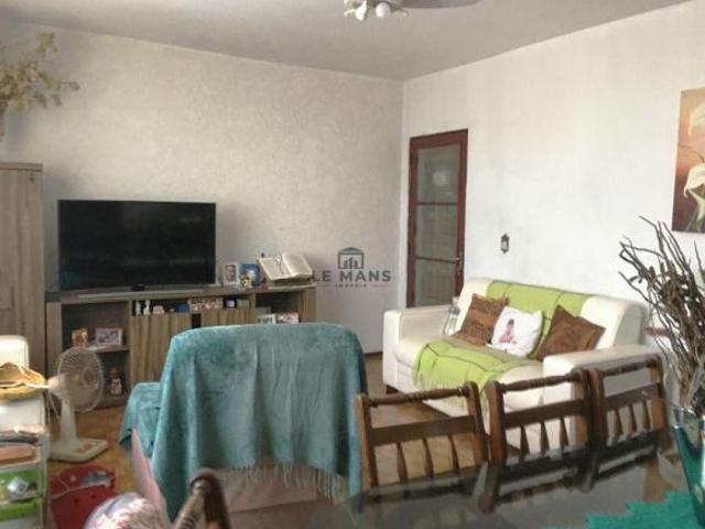 Casa à venda em Piracicaba, Vila Cristina, com 3 quartos, com 175.3 m²