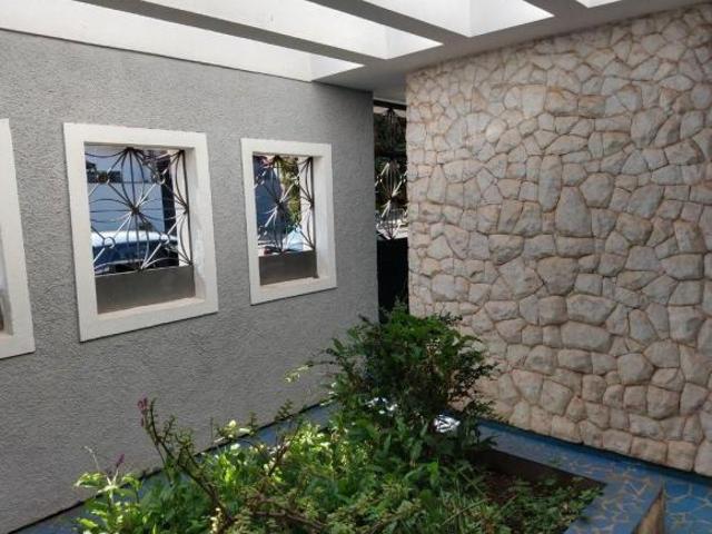 Casa à venda em Piracicaba, Vila Rezende, com 4 quartos, com 253.5 m²
