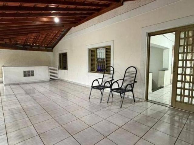 Casa à venda em Piracicaba, Vila Rezende, com 4 quartos, com 270 m²