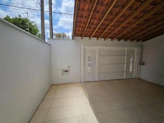 Casa à venda em Piracicaba, Água Branca, com 3 quartos, com 120 m²