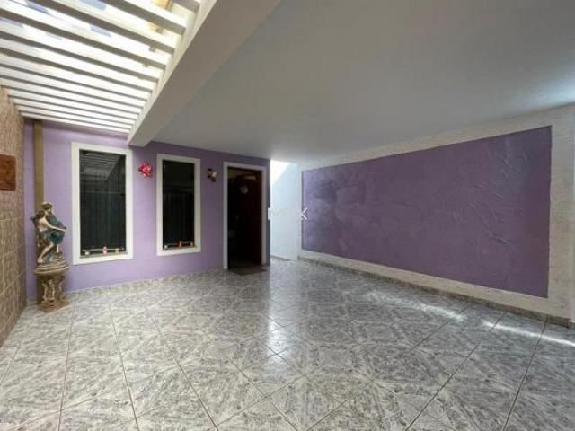 Casa à venda em Piracicaba, Água Branca, com 3 quartos, com 184.3 m²