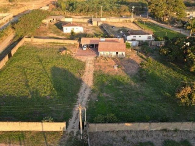 Casa à venda em Piracicaba, Campestre, com 2 quartos, com 270 m²
