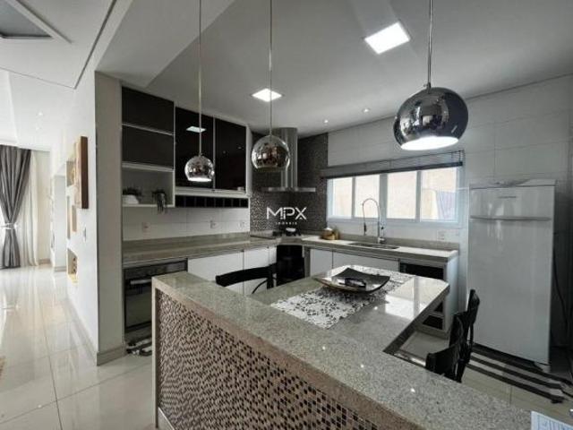 Casa à venda em Piracicaba, Campestre, com 3 suítes, com 252 m², Condomínio Parque dos Ypes
