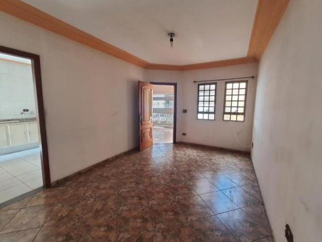 Casa à venda em Piracicaba, Centro, com 3 quartos, com 111.06 m²