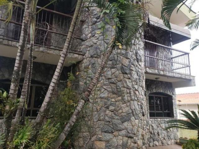 Casa à venda em Piracicaba, Centro, com 4 quartos, com 244.97 m²