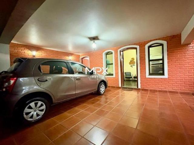 Casa à venda em Piracicaba, Cidade Alta, com 3 quartos, com 315 m²