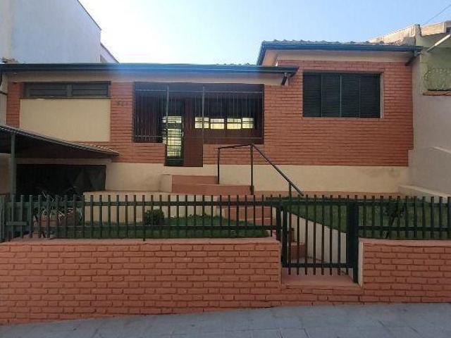 Casa à venda em Piracicaba, Cidade Alta, com 3 quartos, com 124 m²