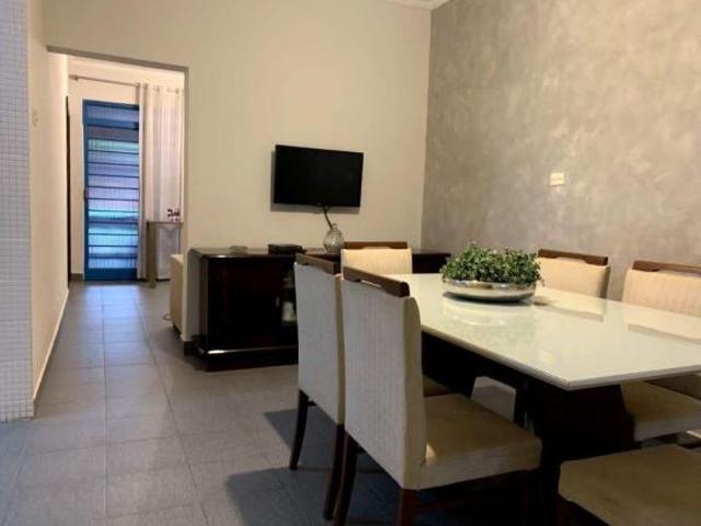 Casa à venda em Piracicaba, Cidade Alta, com 4 quartos, com 230 m²