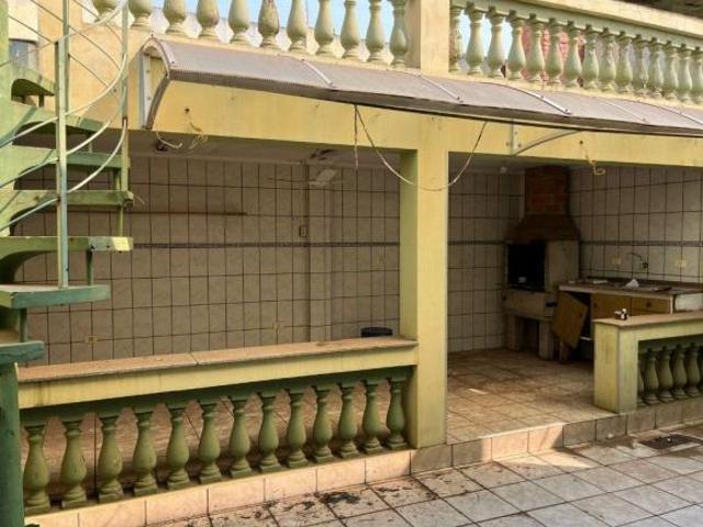 Casa à venda em Piracicaba, Cidade Alta, com 5 quartos, com 138 m²