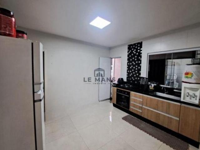 Casa à venda em Piracicaba, Jaraguá, com 2 quartos, com 140 m²